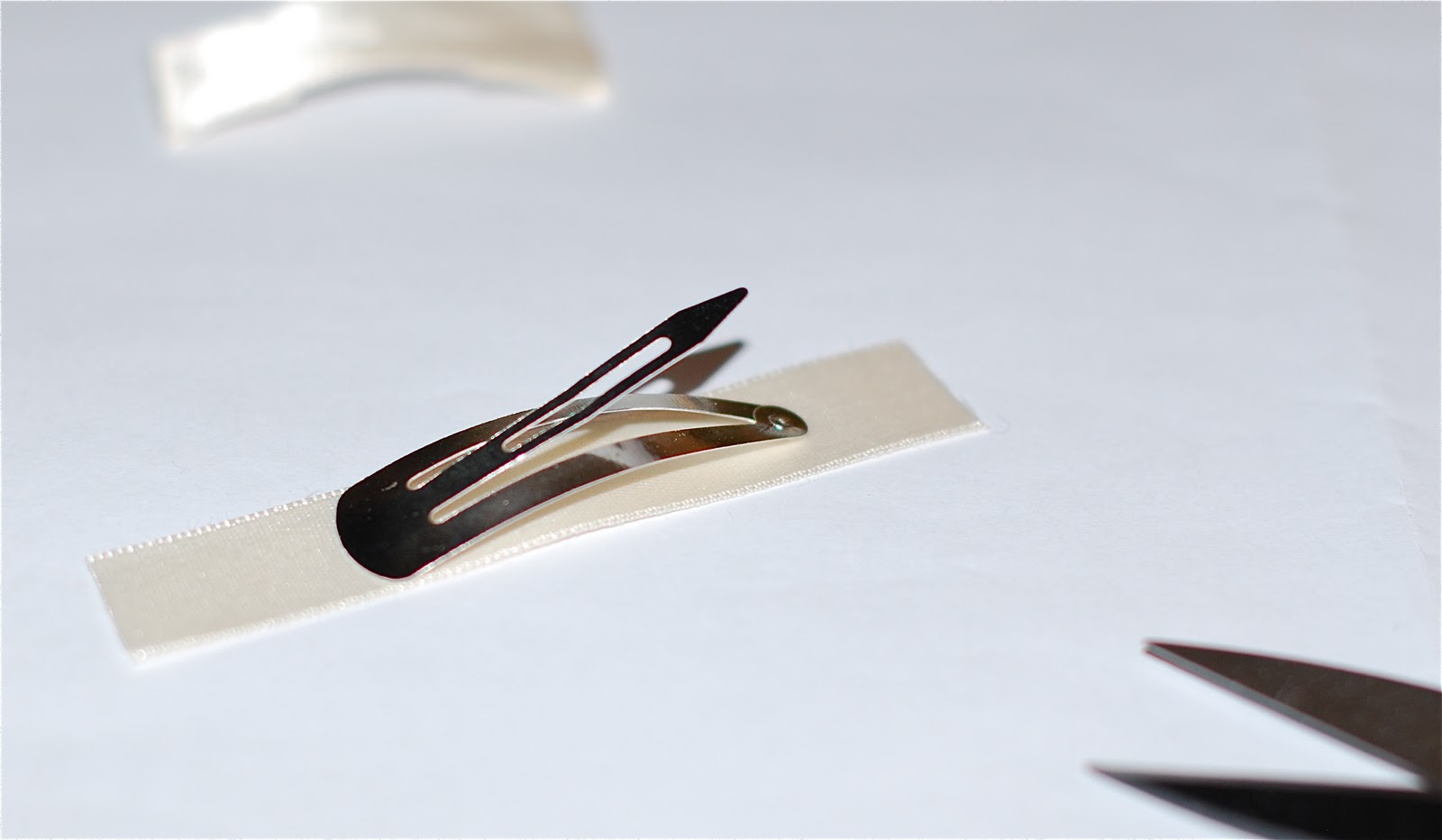 Crafty Christmas Club: Easy, quick hair clips