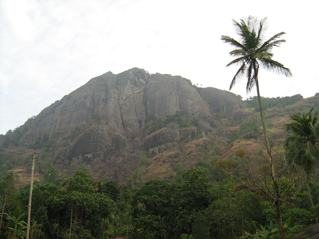 Kirigalpoththa: Alagalla Mountain