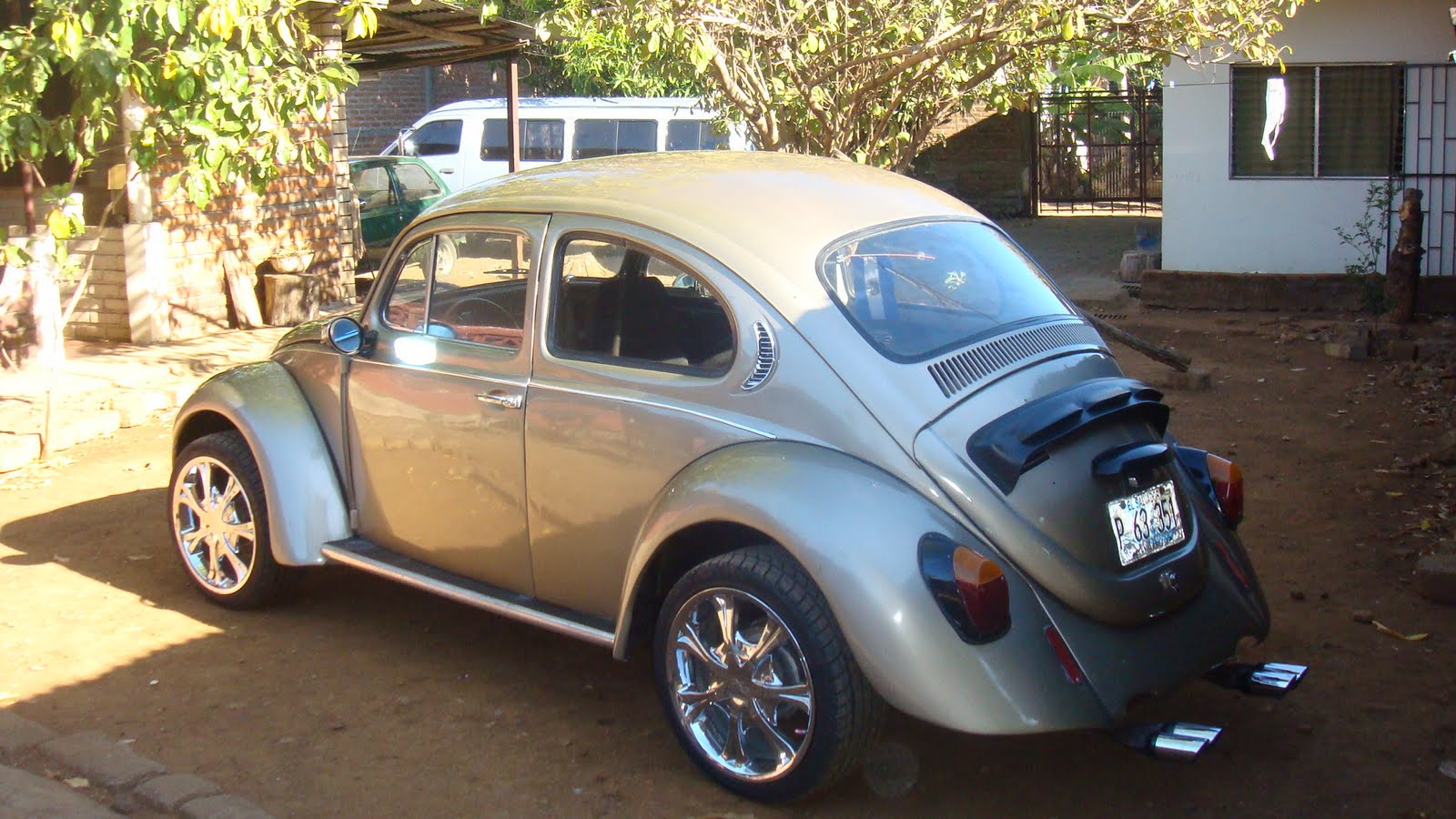 La Zona VolksWagen: El vochito que publicamos para celebrar la 3,000 ...