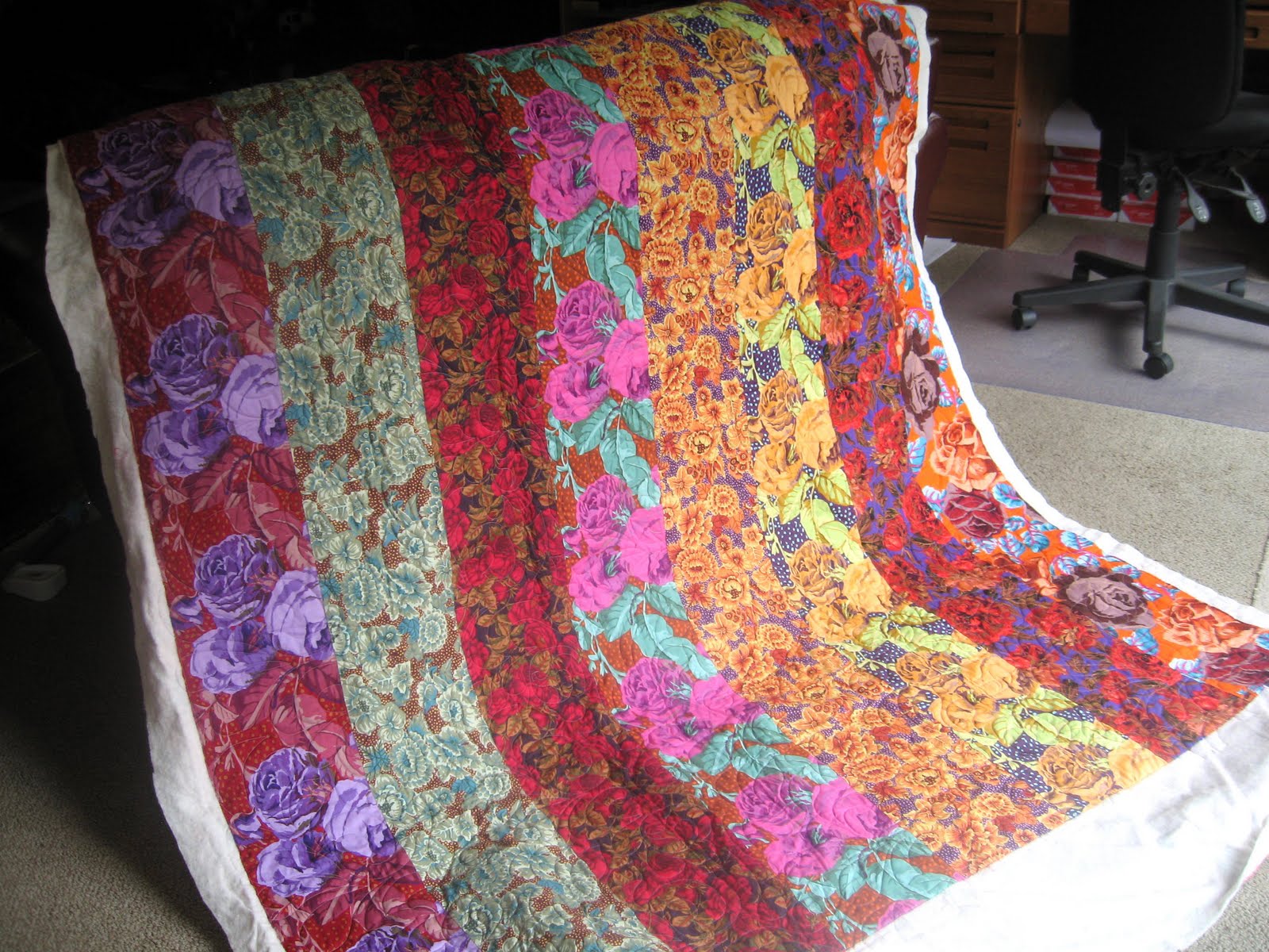 Marcia.....mellow: Kaffe Column Quilt!