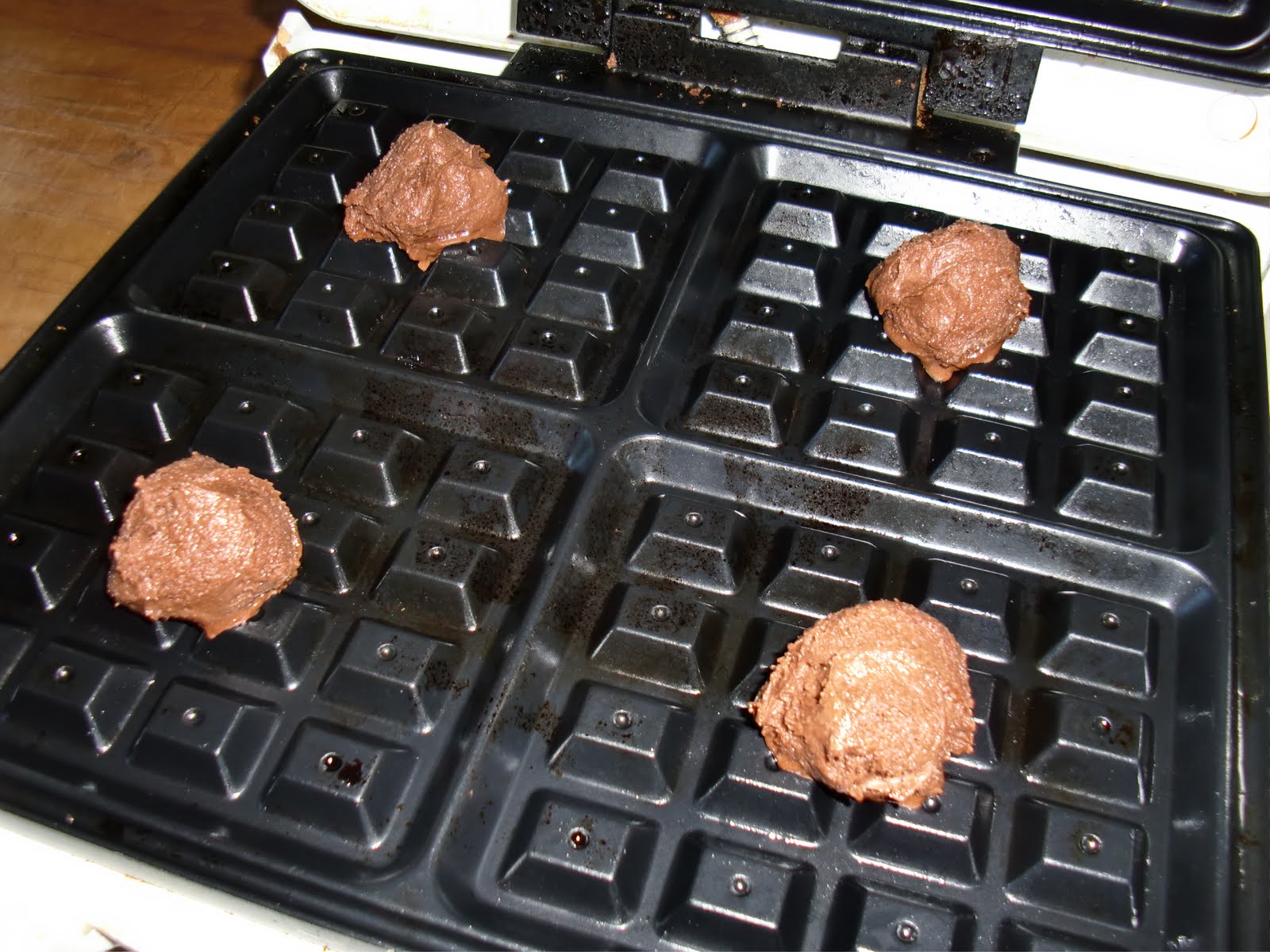 Amy's Goodies: Chocolate Turtle Waffle Cookies
