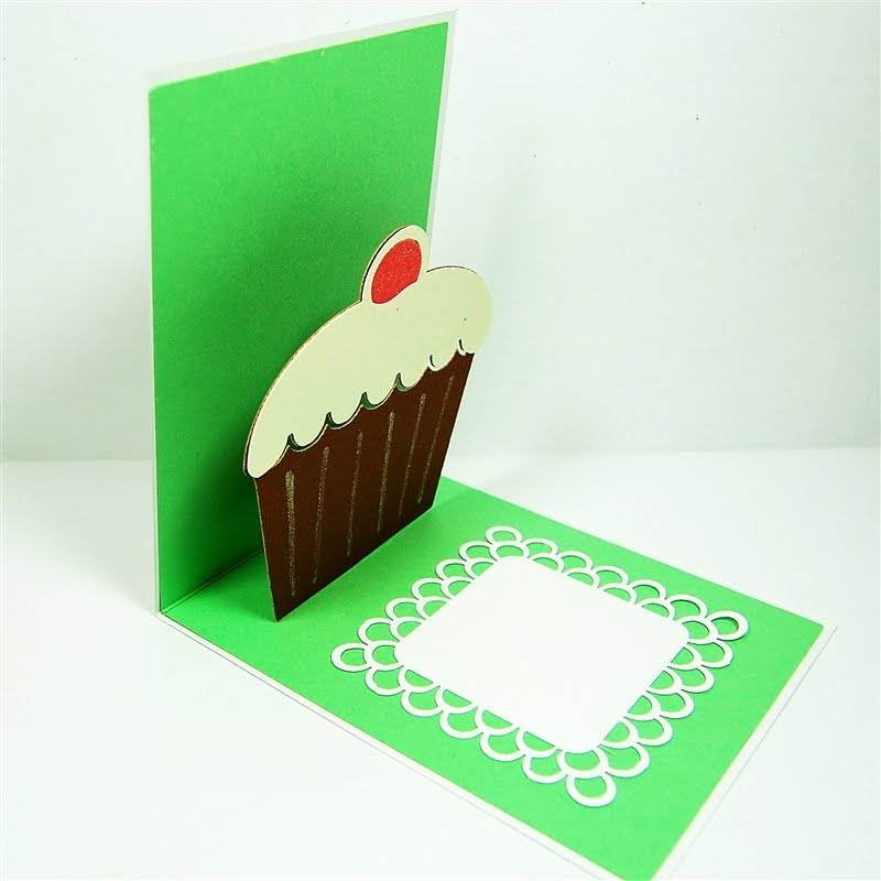 Capadia Designs: Pop-Up Birthday Cupcake Cards