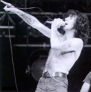 AC/DC - RONALD BELFORD BON SCOTT LEGEND OF ROCK NEVER DIE