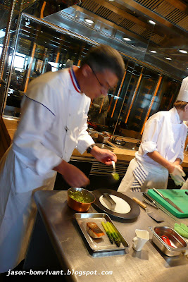 Life as a Bon Vivant: Caprice (Cooking Demo w/ Michelin 2-Star Chef ...