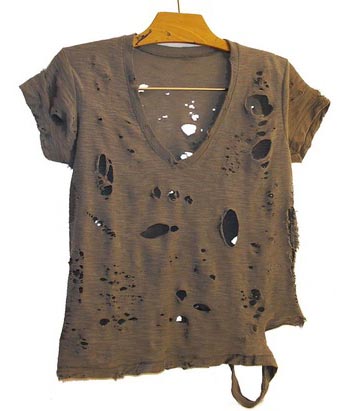 Mais uma camiseta destroyed! | eu que faço