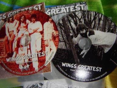 Beatle Collector: WINGS - WINGS GREATEST 12-MINI LP BOX