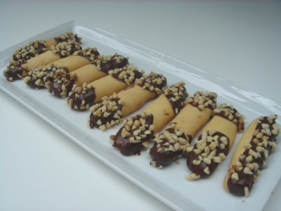 Yochana's Cake Delight! : Chocolate Covered Log Cookies