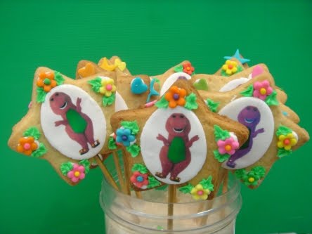 Yochana's Cake Delight! : My Melody & Barney Cookies