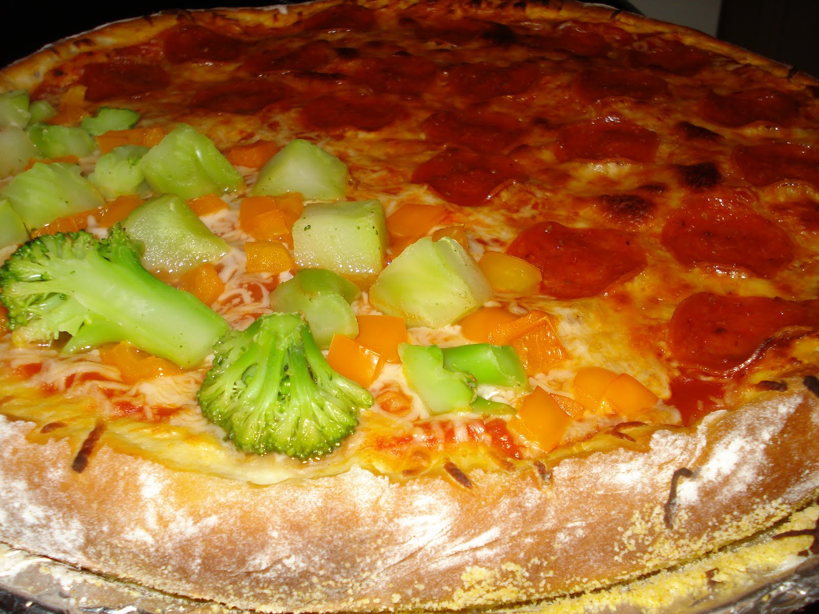 Great Blog Food, Made BETTER: Tale of Two Pizzas