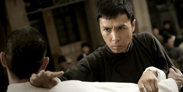BLACK HOLE REVIEWS: IP MAN (2008) - Donnie Yen vs the Japanese army