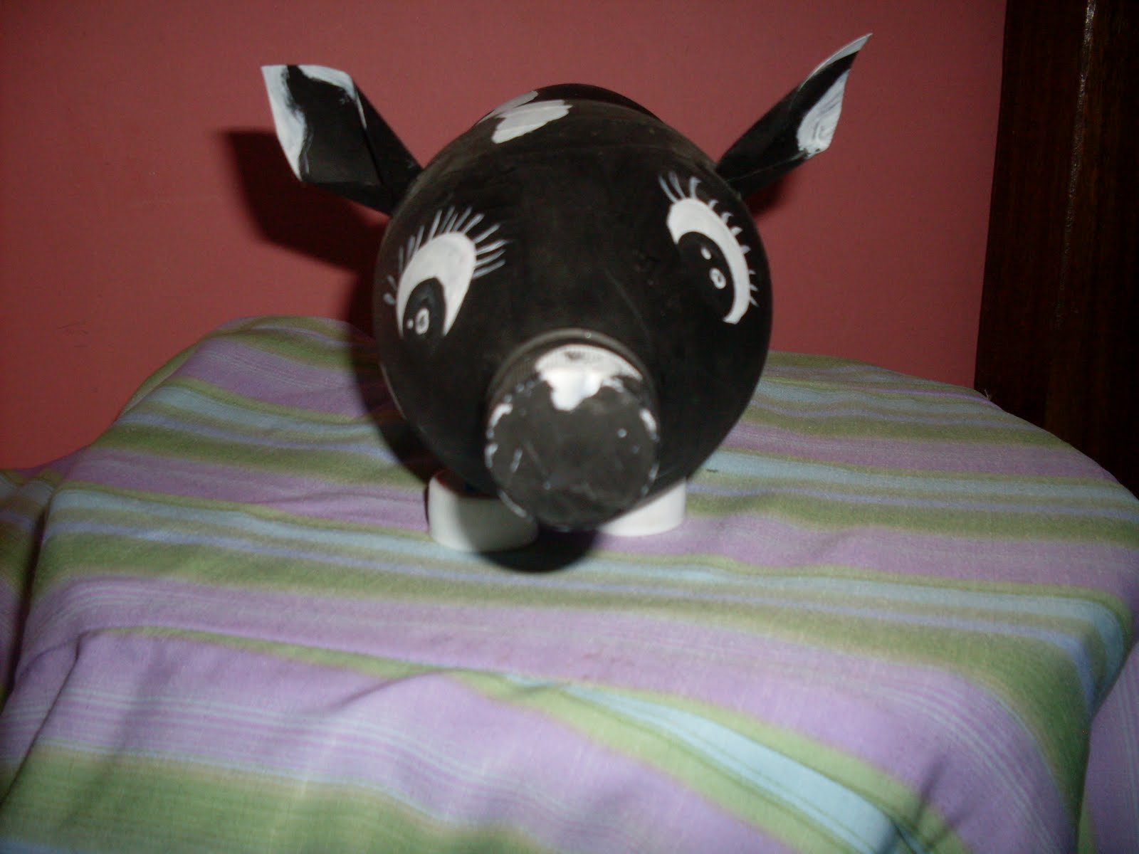 cristianasoñadora: COMO HACER UN COCHINO (PET) CON BOTELLAS PLÁSTICAS