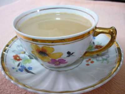 Receitinhas da Sil: Chá preto com leite e especiarias