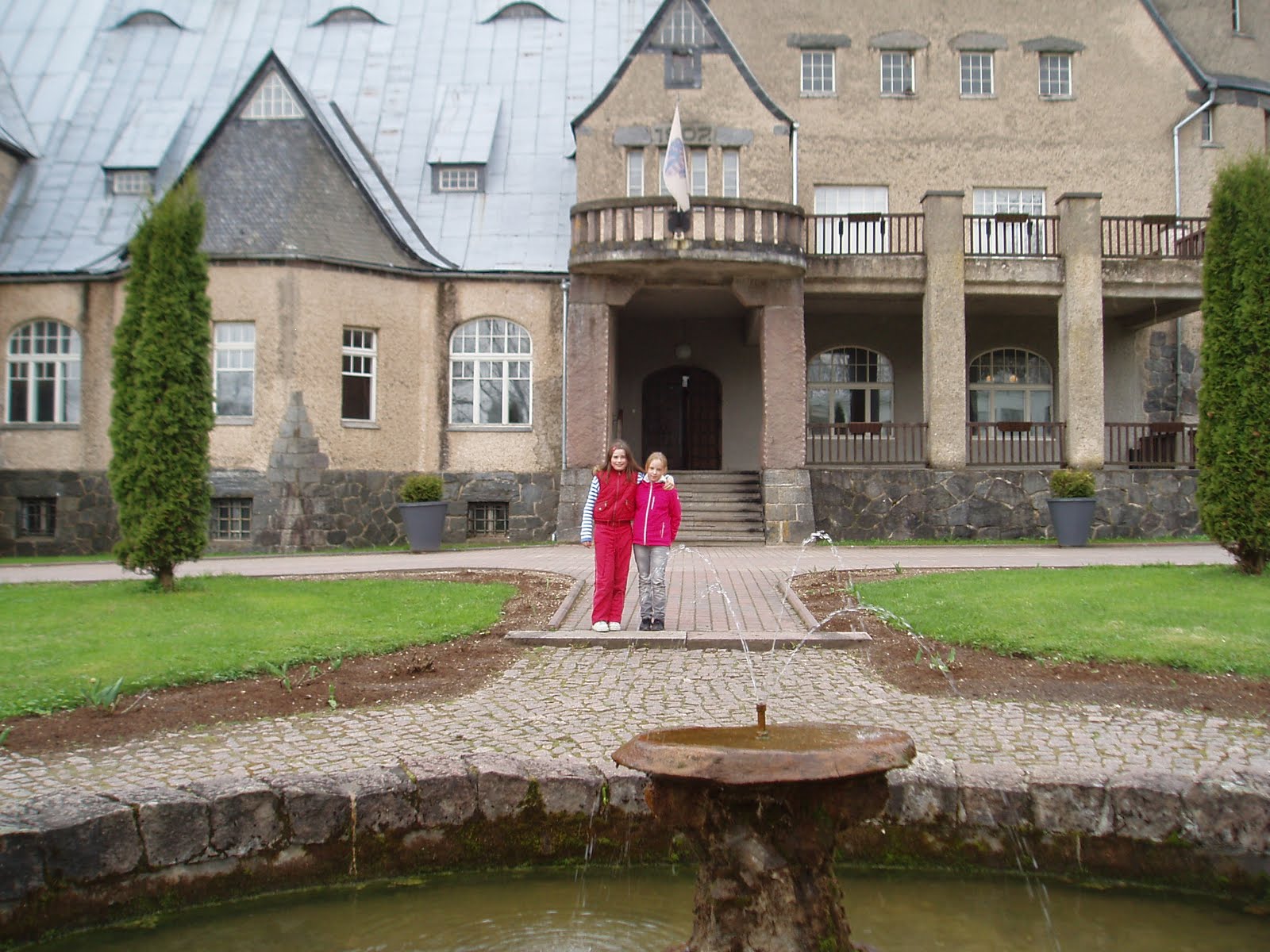 VÄIKSED, AGA TUBLID: PREEMIAEKSKURSIOON TERINGI RABASSE JA TAAGEPERA LOSSI