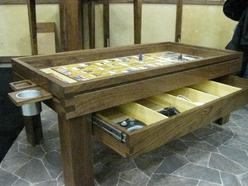 The Zeray Gazette: A Table Built Specifically for Playing Role-Playing ...