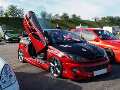 100% Tuning Auto: Peugeot 206 CC