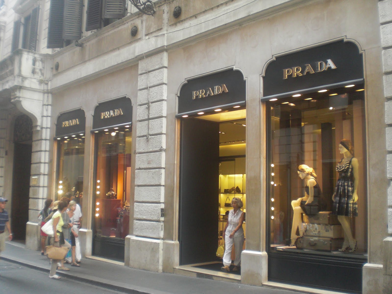 Amid the Olive Trees: Rome - Luxury Fashion