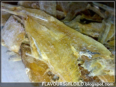 Upclose and gastronimical: BONELESS dilis