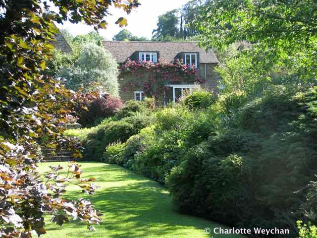 Very special Cotswold cottage gardens - Brook Cottage, Banbury and ...