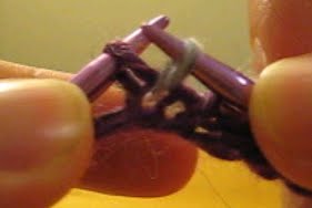 ChemKnits: How to Knit-One-Below (K1B)