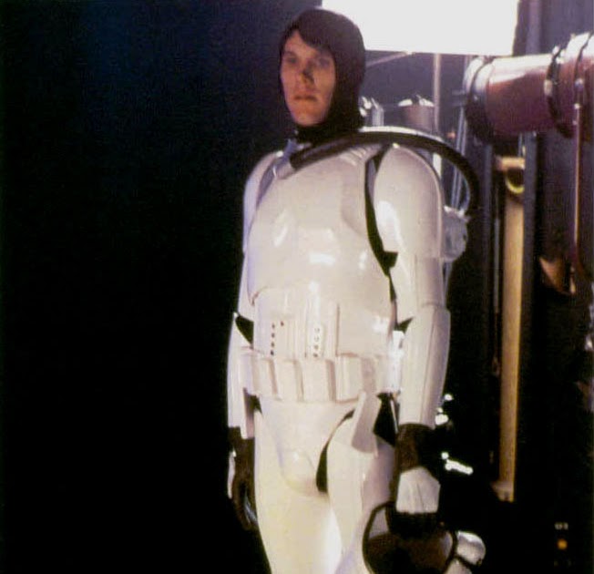 STAR WARS AFICIONADO WEBSITE: ILM CLASSIC IMAGE: SPACE STORMTROOPER