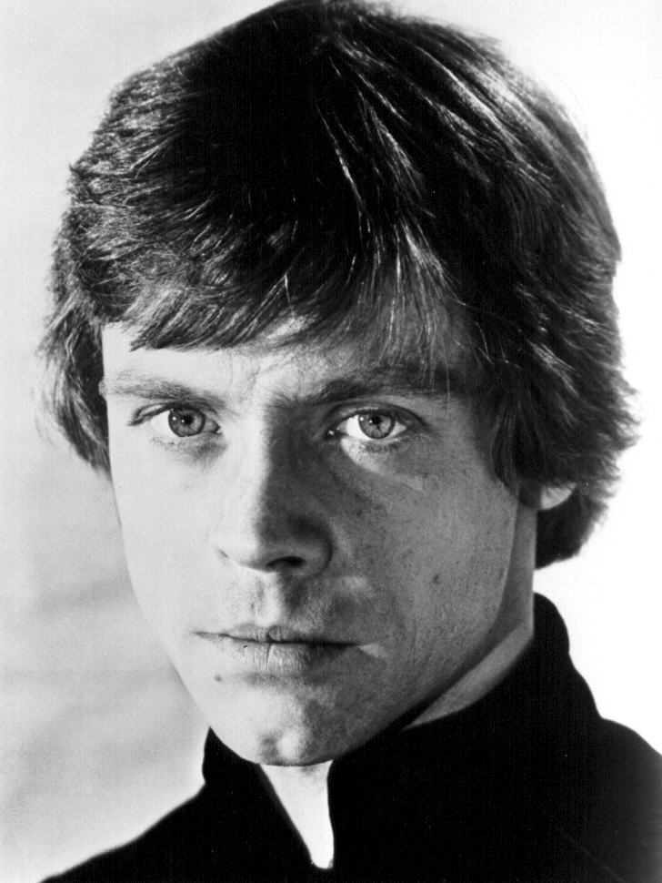 STAR WARS AFICIONADO WEBSITE: MARK HAMILL TALKS!