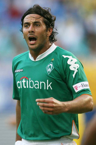 Prensa internacional elogia logro de Claudio Pizarro