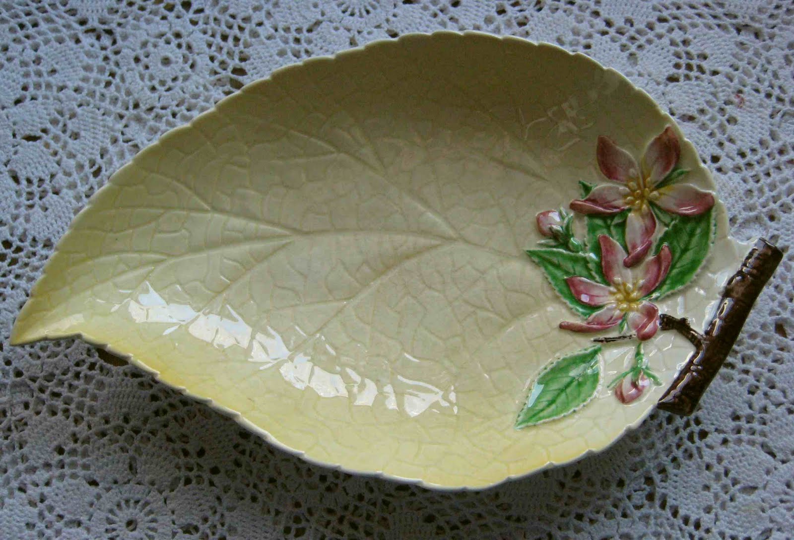 Freddy's Girls China Collection: Carlton Ware Apple Blossom dish