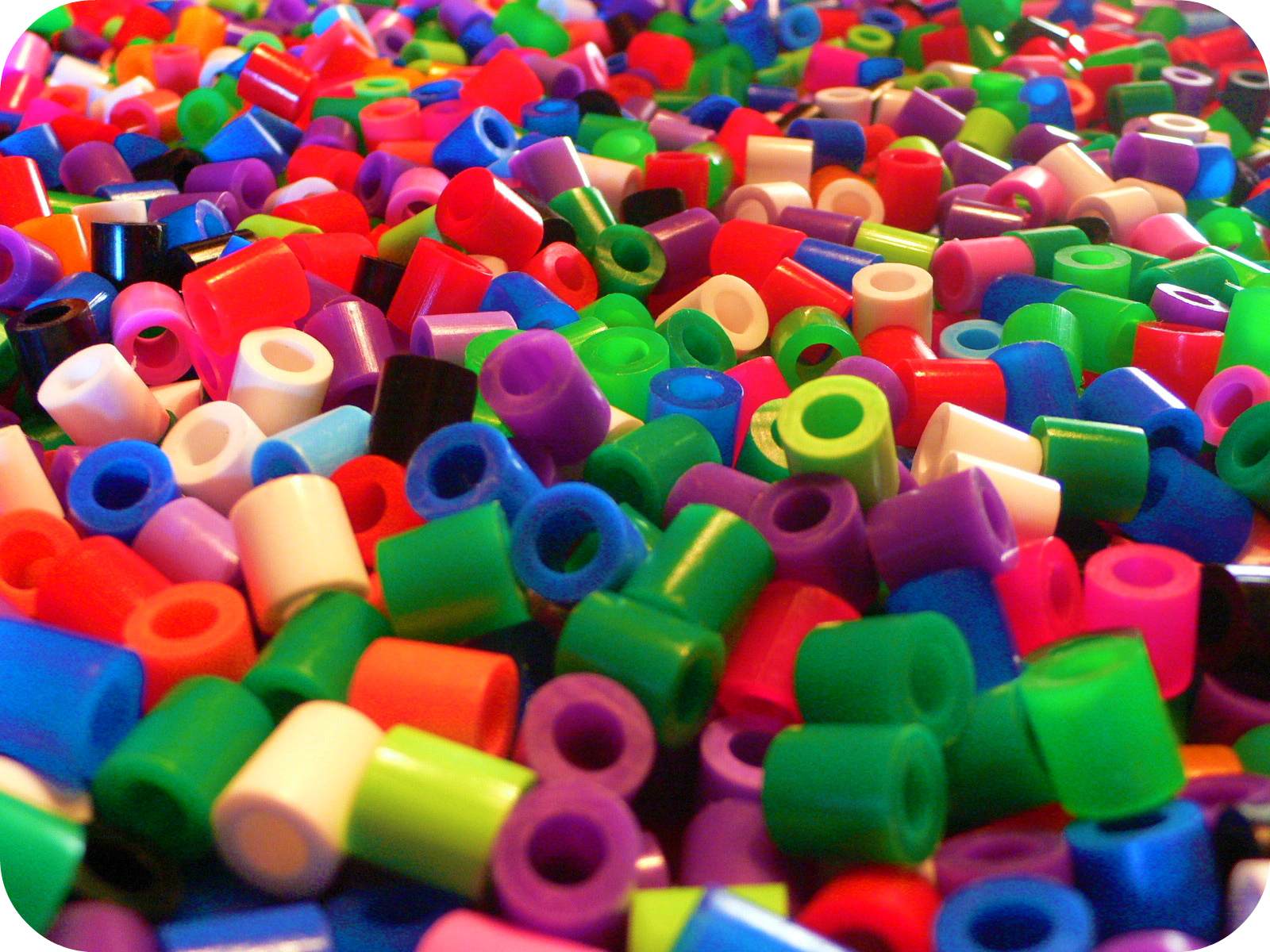 Isabelle Kessedjian: Perles Hama maxi