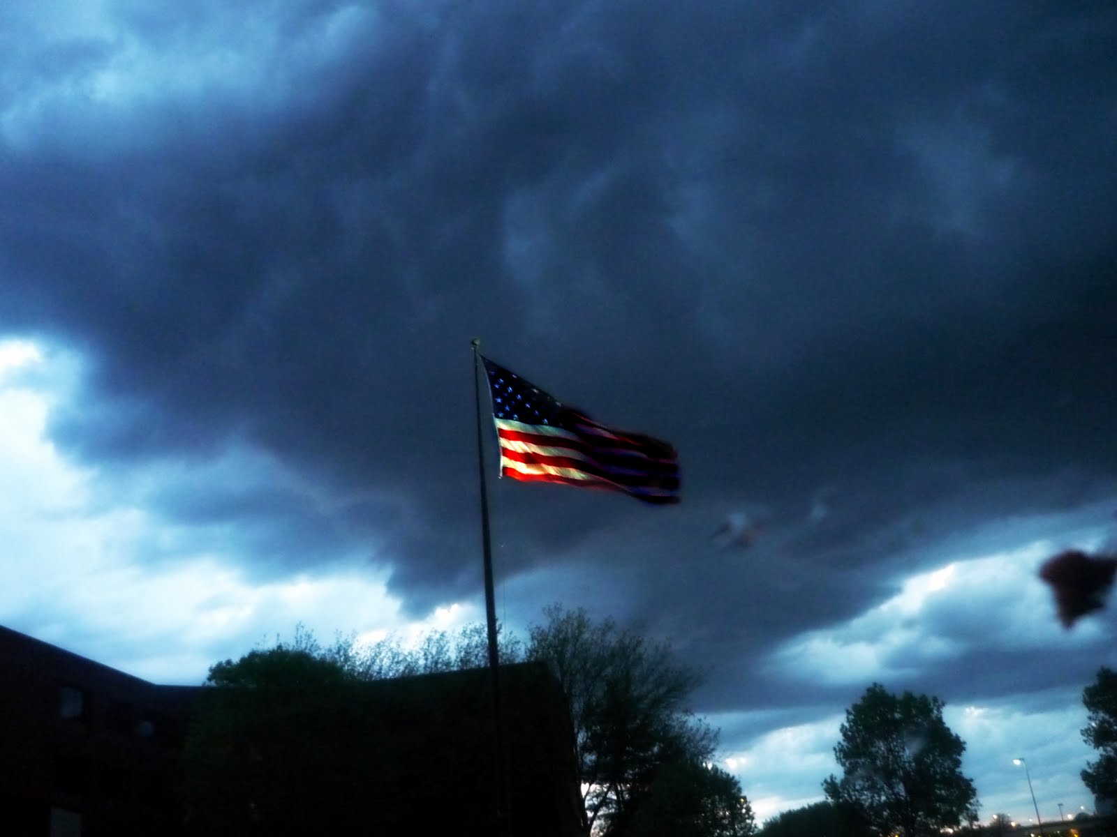 Vanessa Sings: 04/01/2010 - 05/01/2010