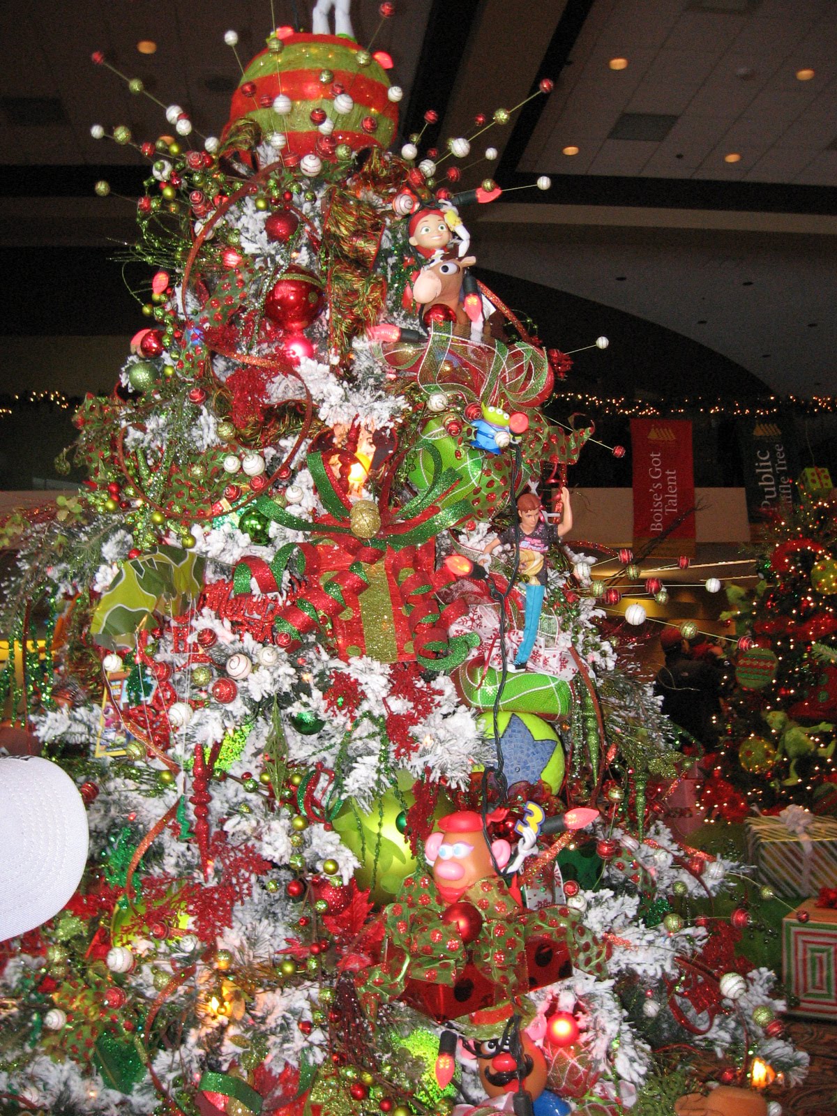 The Pimentel Family: The Festival of Trees In Boise