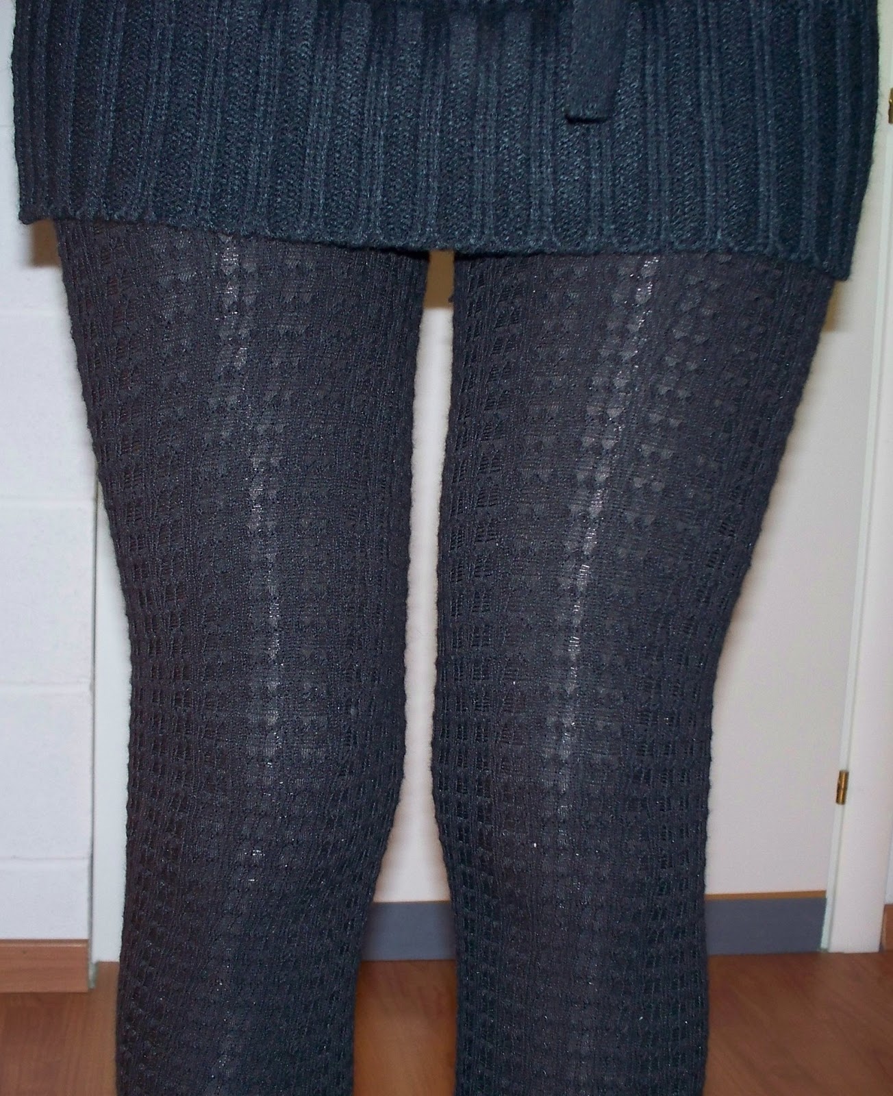 Sonia Verardo: TIGHTS! A very fashionable Fall& Winter season MUST- HAVE!!