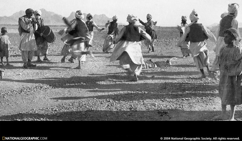 Chagatai Khan: Afghan Traditional Dance Attan (“Atanrh”) - [Courtesy ...