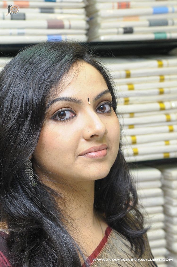 Samvrutha Sunil Cute Saree Photos, Samvritha Saree Stills | Movieartists