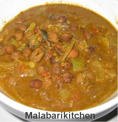 Malabarikitchen: Naadan Kadala Curry /Chana dal with fried coconut