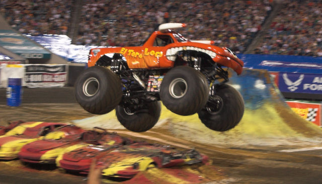 Cosas de camiones: monster truck (camioneta monstruo)