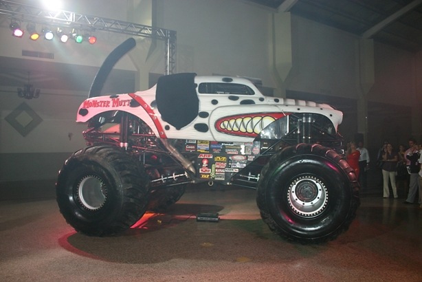 Cosas de camiones: monster truck (camioneta monstruo)