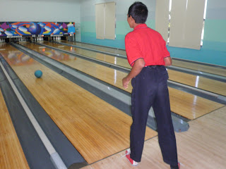 TERLALU ISTIMEWA: TERAPI BOLING DI U-BOWL , MESRA MALL