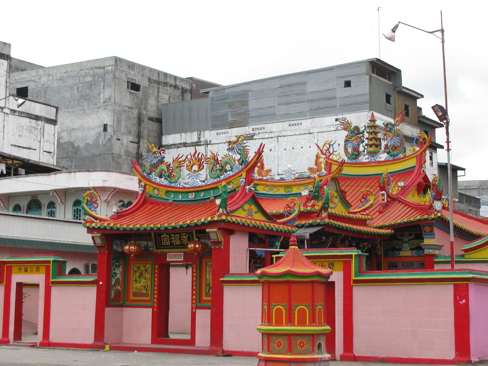 Menari di Awan: Pekanbaru dan Bagansiapiapi...