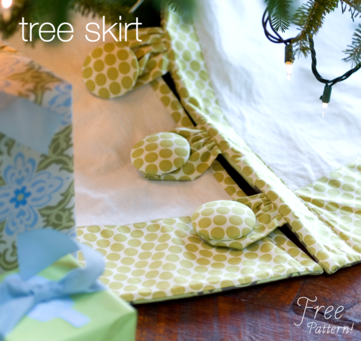 Bows & Sparrows: Skirting the Issue :: DIY Tree Skirt