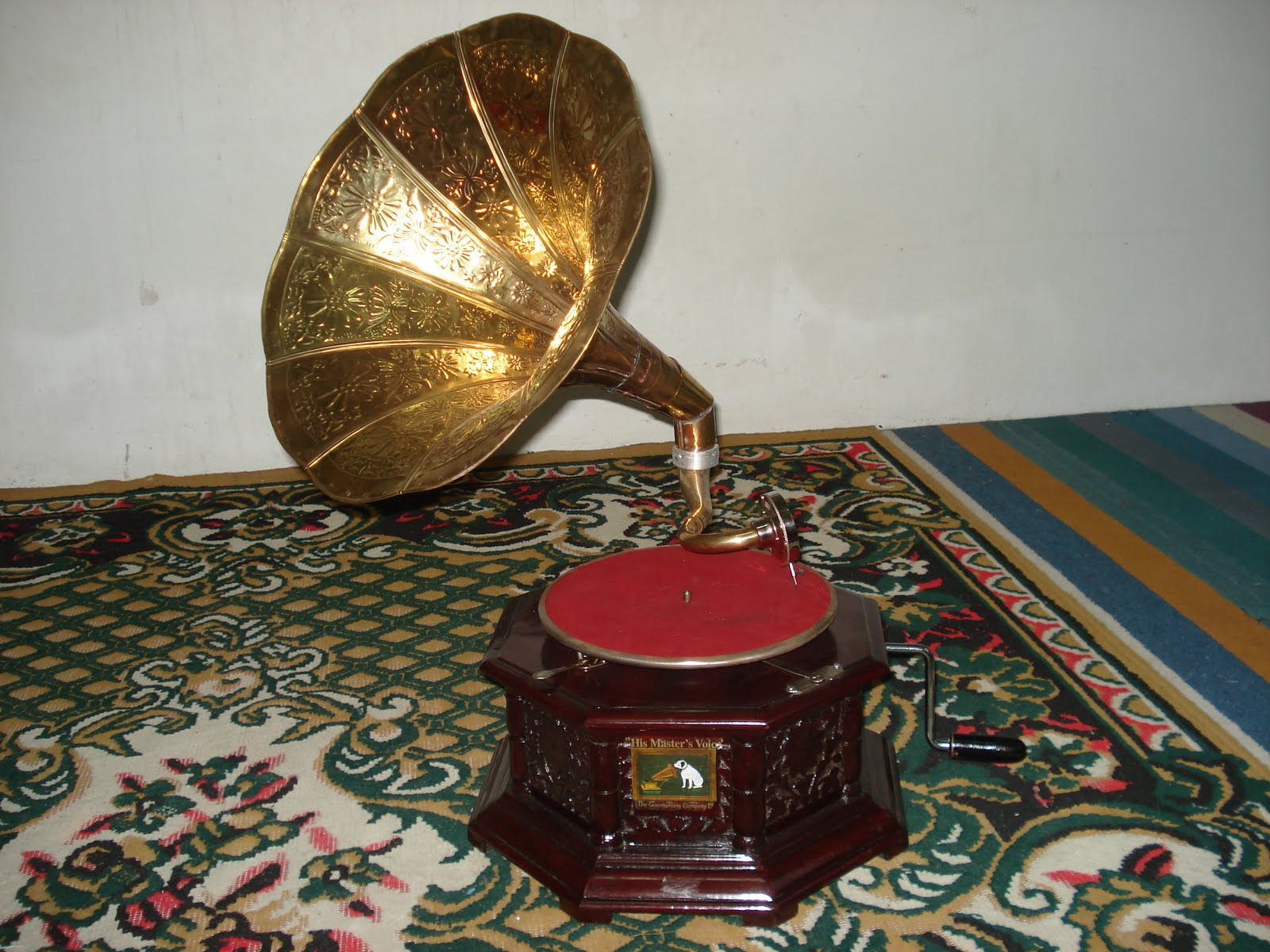RAWAIJARING: radio lama