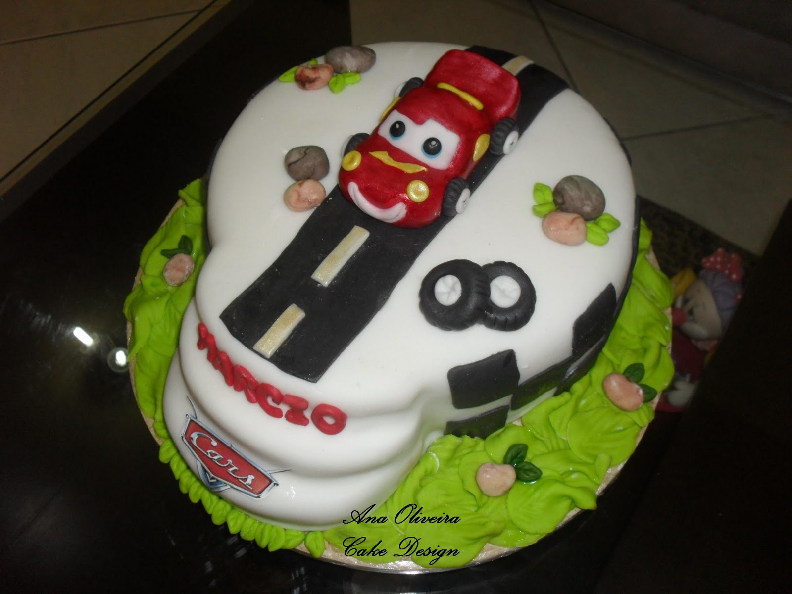Bolos Decorados Artísticos Rio de Janeiro: Bolo Cars