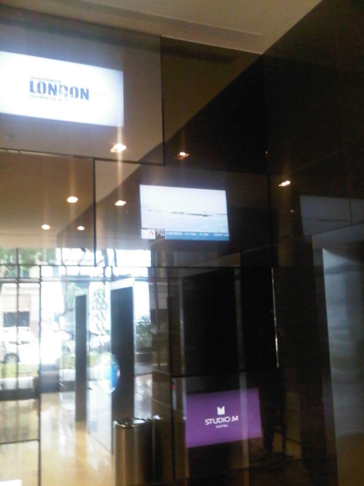 m-fusion - the digital signage people: Feature Mirror TV for Studio M ...