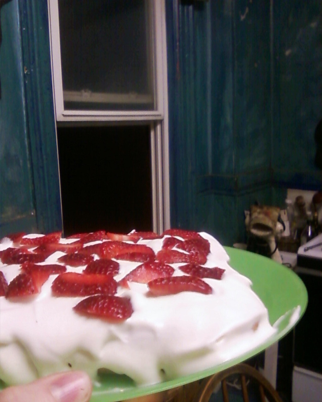 kitchenry: Pastel de Tres Leches con Fresas