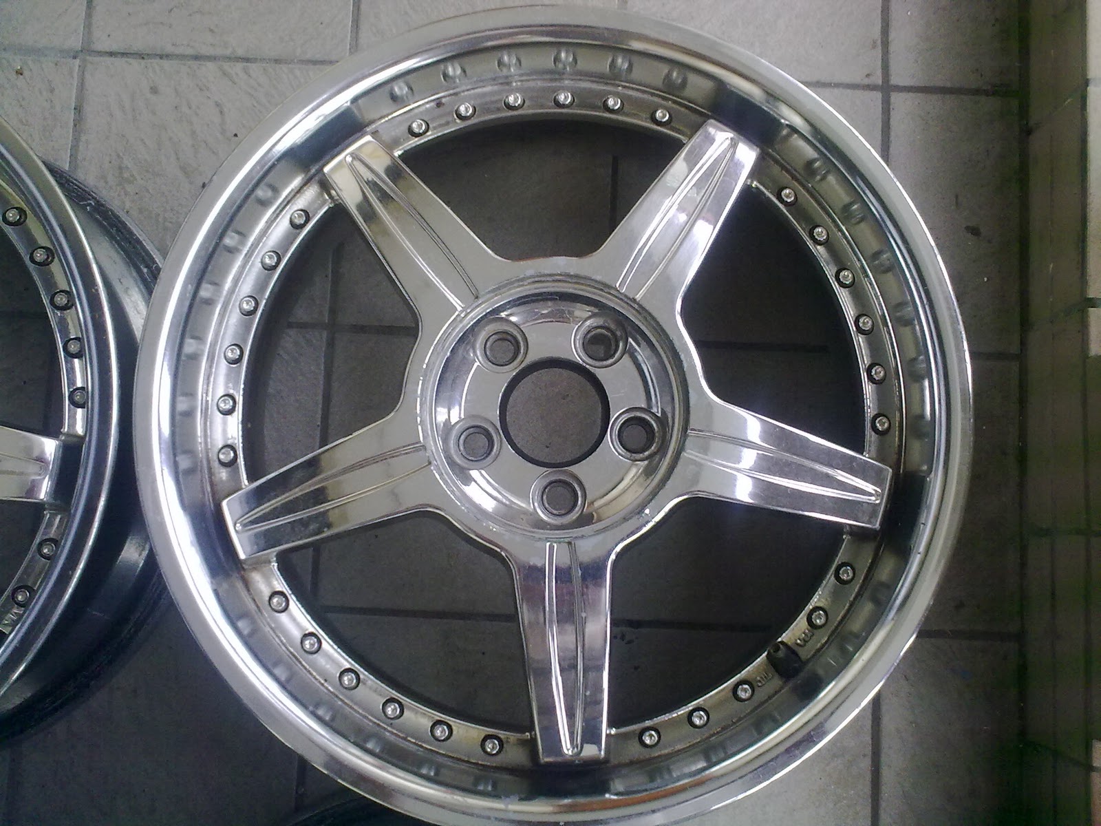 MaddMeisterWarehouse: SOLD!! 17 inch ORIGINAL BSA RIMS ONLY!