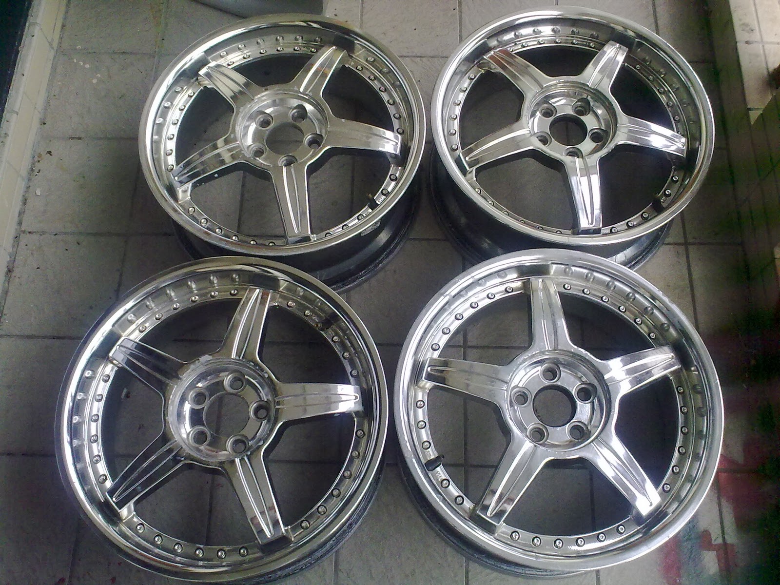 MaddMeisterWarehouse: SOLD!! 17 inch ORIGINAL BSA RIMS ONLY!