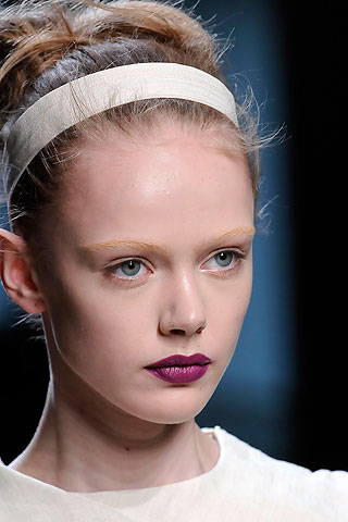 STILISSIMO: CHIC OBSESSION- HOW TO BE CHIC GIRL IN FEW SIMPLE STEPS