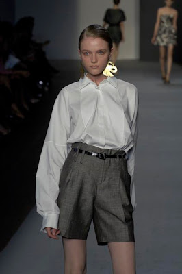 Fatal Perfection: one of the skinniest models of today