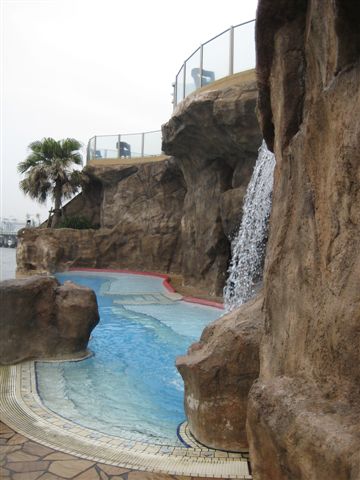Garrison Family Blog: Nogawa Park, ASIJ Spirit Day,Enoshima Island Spa