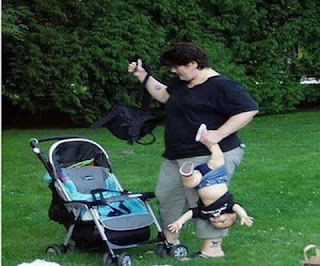 Mighty Lists: 11 pictures of bad parenting