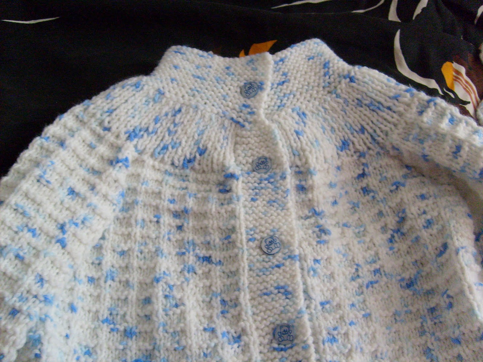 Tips och Trix: Barn kofta med vantar.